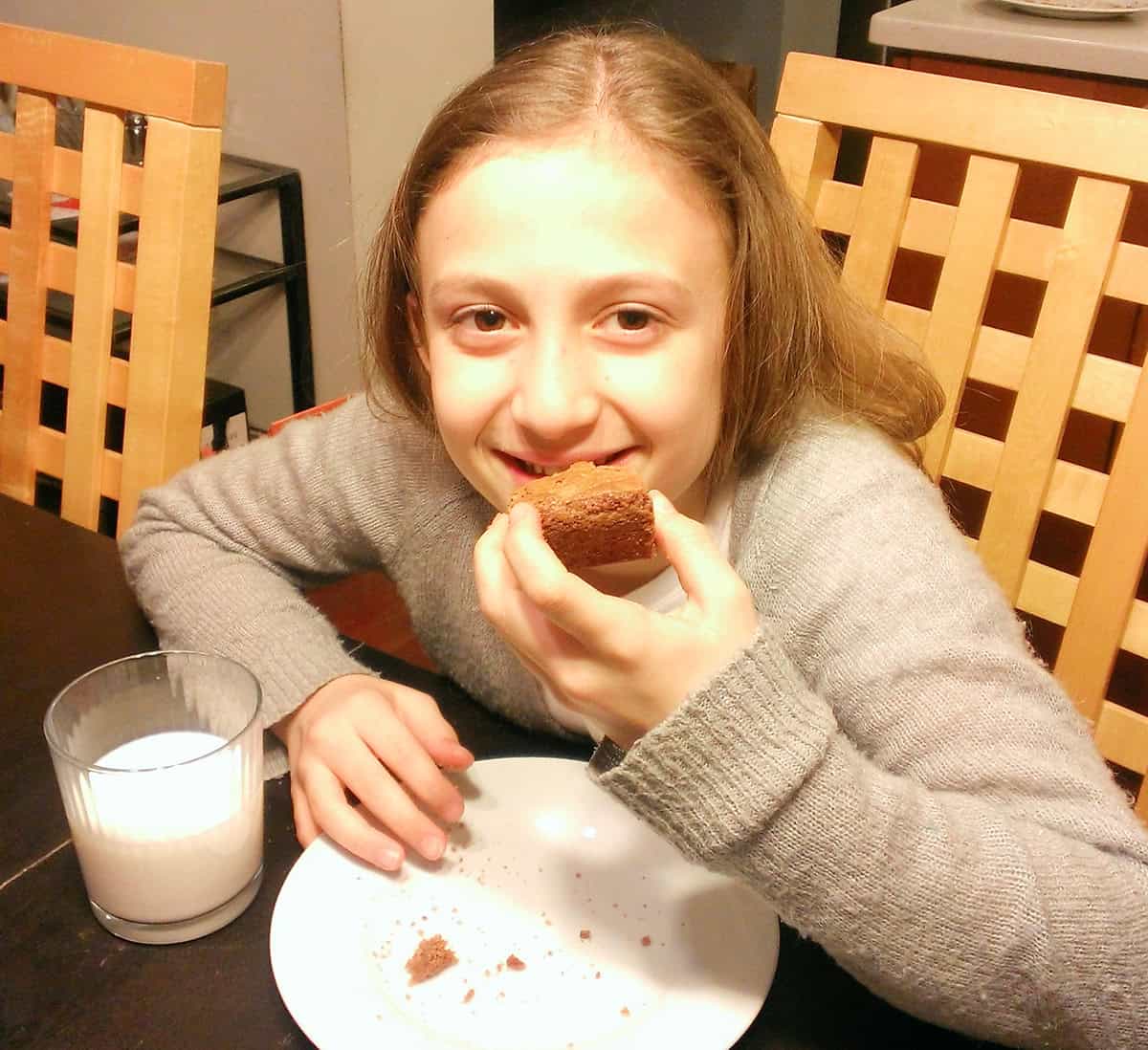 Easy Cadbury Mini Egg Blondies Recipe | Amy Ever After