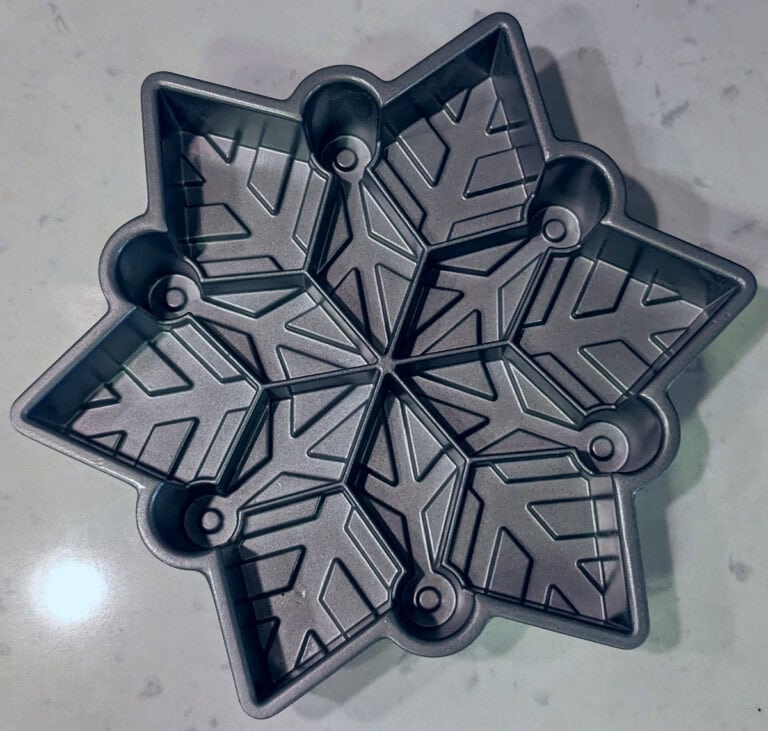 Homemade Cake Release Recipe (Plus Chocolate Cake Goop!) | Amy Ever After